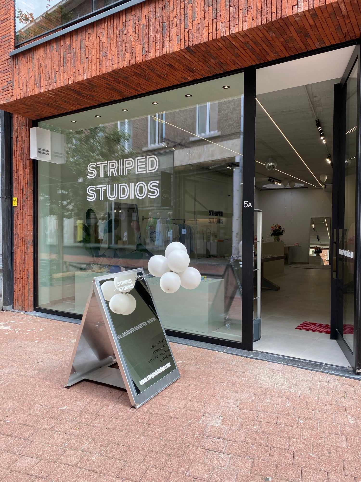 Flagship store – STRIPED STUDIOS